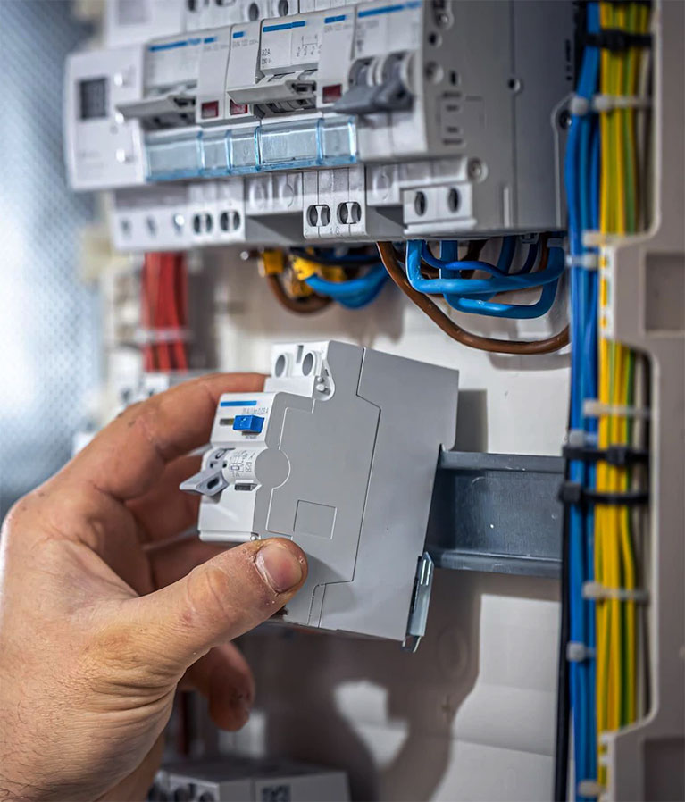 Smart Power Switch - Batzi Electrical